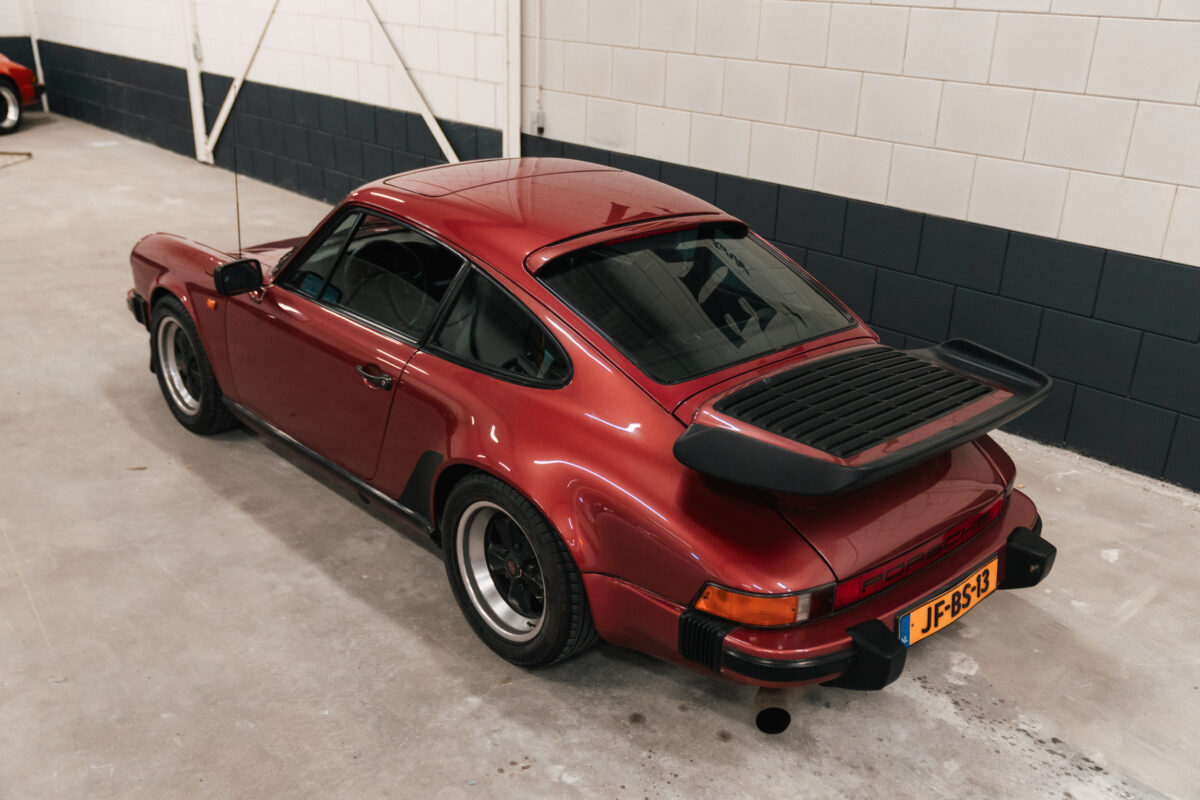 Porsche 911 3.0 SC Coupe EU 1982 Sienna Red - Nine1 Motors